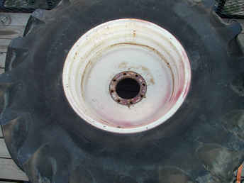 Used Farm Tractors for Sale: 23.1X26 Tires & Rims (2008-06-23 ...