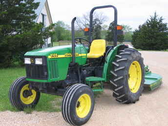 Used Farm Tractors for Sale: John Deere 5105 (2008-06-24) - Yesterday's ...