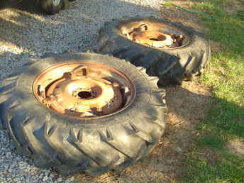 Used Farm Tractors for Sale: 13.6 X 28 Tires On SPIN_OUT (2008-06-24 ...