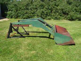 Used Farm Tractors for Sale: Trip Bucket Loader Nice (2008-06-29 ...
