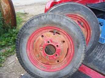 Used Farm Tractors for Sale: Cub Farmall Front Rims & Tires (2008-07-03 ...