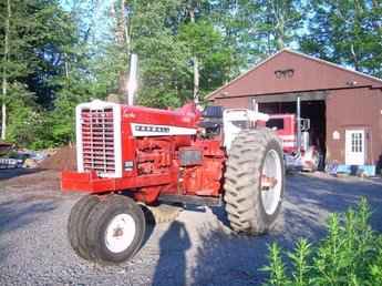Used Farm Tractors for Sale: Farmall 1206 (2008-07-05) - Yesterday's ...