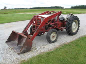 Used Farm Tractors for Sale: Ford 801 With Loader (2008-07-13 ...