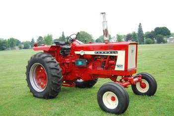 Used Farm Tractors for Sale: 1964 Farmall 706 (2008-07-19) - Yesterday ...