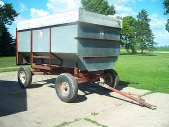 Used Farm Tractors for Sale: Walsh Wagon (2008-07-20) - Yesterday's ...