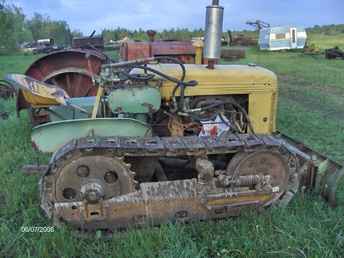 Used Farm Tractors for Sale: 1940 ? Oliver Cletrac Dozer (2008-07-23 ...