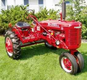 Used Farm Tractors for Sale: 1945 Farmall B (2008-07-27) - Yesterday's ...