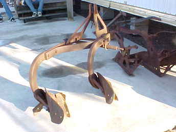 Used Farm Tractors for Sale: Dearborn 2 Bottom Plow (2008-08-09 ...