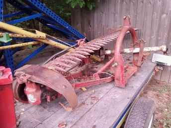 Used Farm Tractors for Sale: International 100 Sickle Mower (2008-09-01 ...