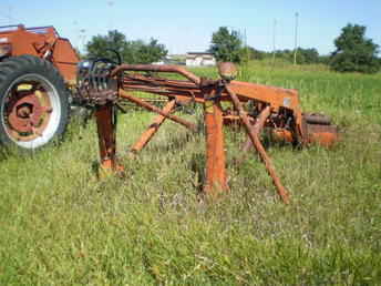 Used Farm Tractors for Sale: Dual 325 Loader (2008-09-10) - Yesterday's ...