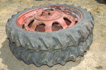 Used Farm Tractors for Sale: Farmall 42 Inch Tires/Wheels (2008-09-17 ...
