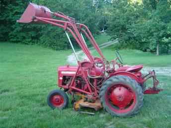 Used Farm Tractors for Sale: Cub Wagner Loader Package (2008-09-21 ...