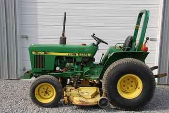 Used Farm Tractors for Sale: 1987 John Deere 750 Compact TR (2008-10-06 ...