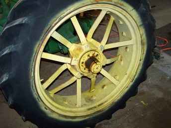Used Farm Tractors for Sale: John Deere Flat Spoke Wheel (2008-10-24 ...