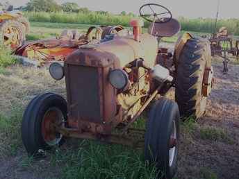 Used Farm Tractors for Sale: Case Tractor Model DI (2008-10-31 ...