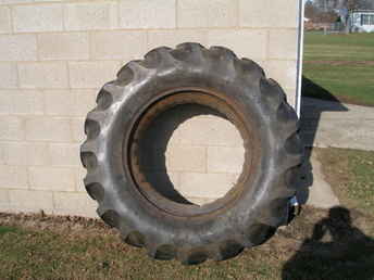 Used Farm Tractors for Sale: Used 16.9 - 30 Tires (2008-11-29 ...