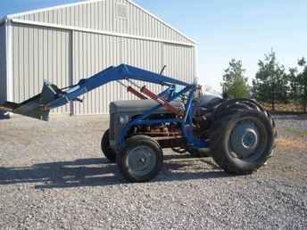 Used Farm Tractors for Sale: Ferguson To 20 With Hyd Loader (2008-11-30 ...