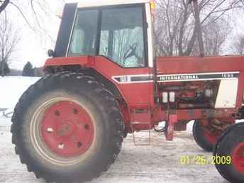 Used Farm Tractors for Sale: Ih 1086 (2009-02-05) - Yesterday's Tractors