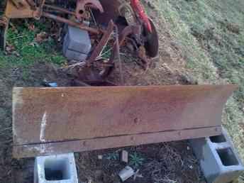 Used Farm Tractors for Sale: Ih Farmall Cub Blade (2009-02-15 ...