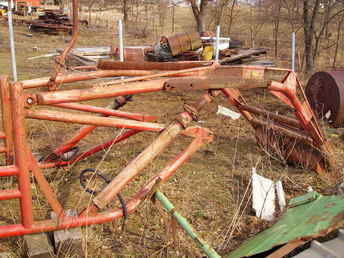 Used Farm Tractors for Sale: Freeman Loader (2009-02-20) - Yesterday's ...
