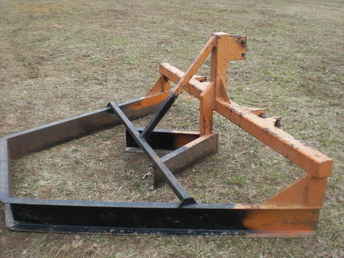 Used Farm Tractors for Sale: Pulling Track Scraper (2009-02-24 ...
