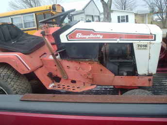 Used Farm Tractors for Sale: Simplicity 7016 Hydro- 16HP. (2009-03-13 ...