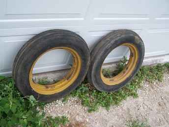 Used Farm Tractors for Sale: Farmall Tires & Rims - 15 Inc (2009-03-18 ...