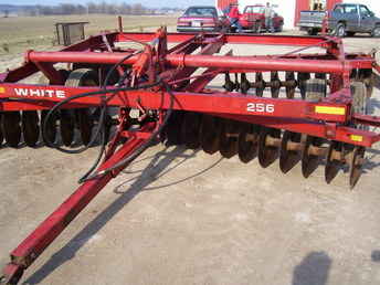 Used Farm Tractors for Sale: Oliver White 256 12 Foot Disk (2009-03-22 ...