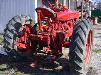 Used Farm Tractors for Sale: Farmall M (2009-04-01) - Yesterday's Tractors