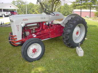 Used Farm Tractors for Sale: Ford Model 800 (2009-04-07) - Yesterday's ...
