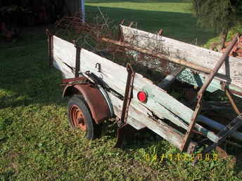 Used Farm Tractors for Sale: Old Farm Trailer (2009-04-14) - Yesterday ...