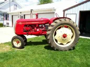 Used Farm Tractors for Sale: 1949? Cockshutt Tractor (2009-04-26 ...