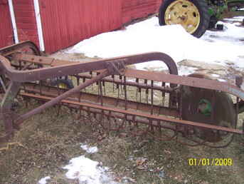 Used Farm Tractors for Sale: John Deere 350 Hay Rake (2009-05-07 ...