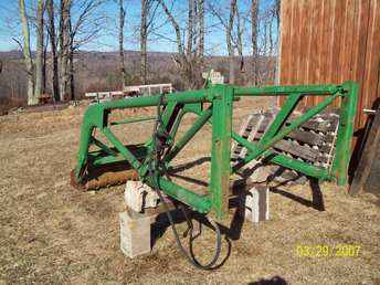 Used Farm Tractors for Sale: John Deere 45W Loader (2009-05-10 ...