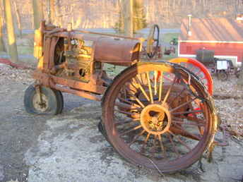 Used Farm Tractors for Sale: Farmall F-12 (2009-05-16) - Yesterday's ...