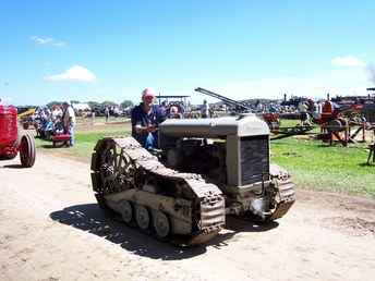 Used Farm Tractors for Sale: Fordson Trackson F Crawler (2009-05-20 ...
