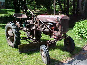 Used Farm Tractors for Sale: Farmall Cub & Blade (2009-06-04 ...