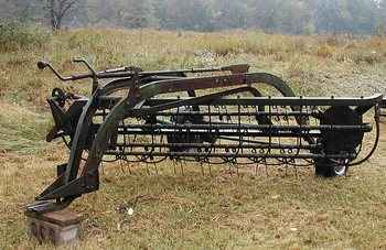 Used Farm Tractors for Sale: Oliver Side Delivery Rake (2009-06-05 ...