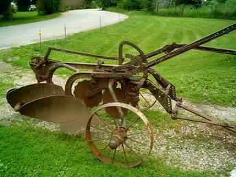 Used Farm Tractors for Sale: Case 2X16 Plow (2009-06-14) - Yesterday's ...