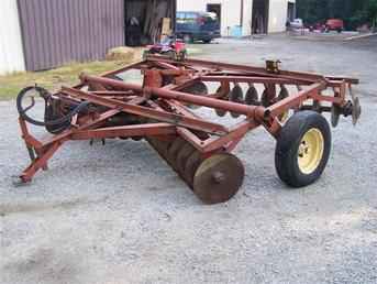 Used Farm Tractors for Sale: 10' Wheel Burch Wheel Disc (2009-06-29 ...