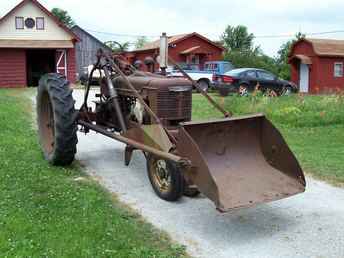Used Farm Tractors for Sale: Farmall H With Loader (2009-07-04 ...