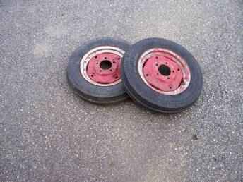 Used Farm Tractors for Sale: Farmall Cub Wheels (2009-07-04 ...