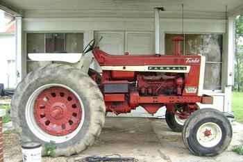 Used Farm Tractors for Sale: Farmall 1206 (2009-07-28) - Yesterday's ...