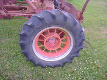 Used Farm Tractors for Sale: Farmall F20 Allis WC Spoke Rim (2009-08-03 ...
