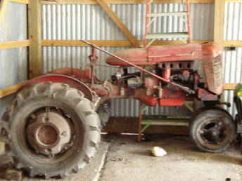 Used Farm Tractors for Sale: Model-B Farmall (2009-08-06) - Yesterday's ...