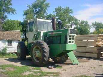 Used Farm Tractors for Sale: Oliver 2655 4X4 (2009-08-13) - Yesterday's ...