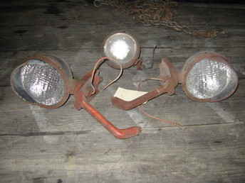 Used Farm Tractors for Sale: Allis Chalmers 190 Fender Lights& Handles ...