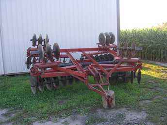Used Farm Tractors for Sale: Ih 470 Disk (2009-09-03) - Yesterday's ...