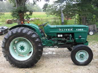 Used Farm Tractors for Sale: 1365 Oliver (2009-09-23) - Yesterday's ...