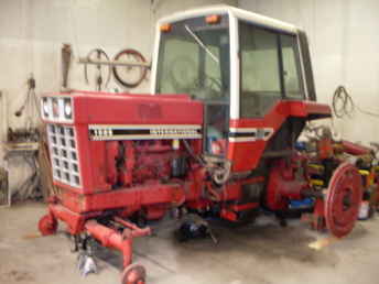 Used Farm Tractors for Sale: Ihc 1586 (2009-09-28) - Yesterday's Tractors